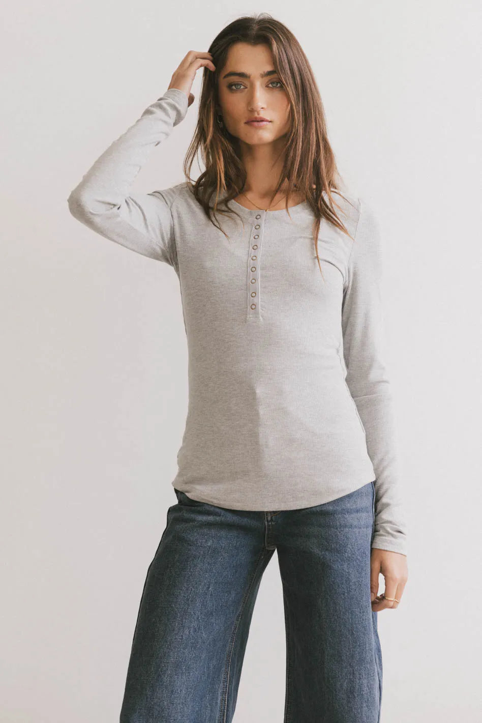 Ivanna Henley Top in Grey | böhme