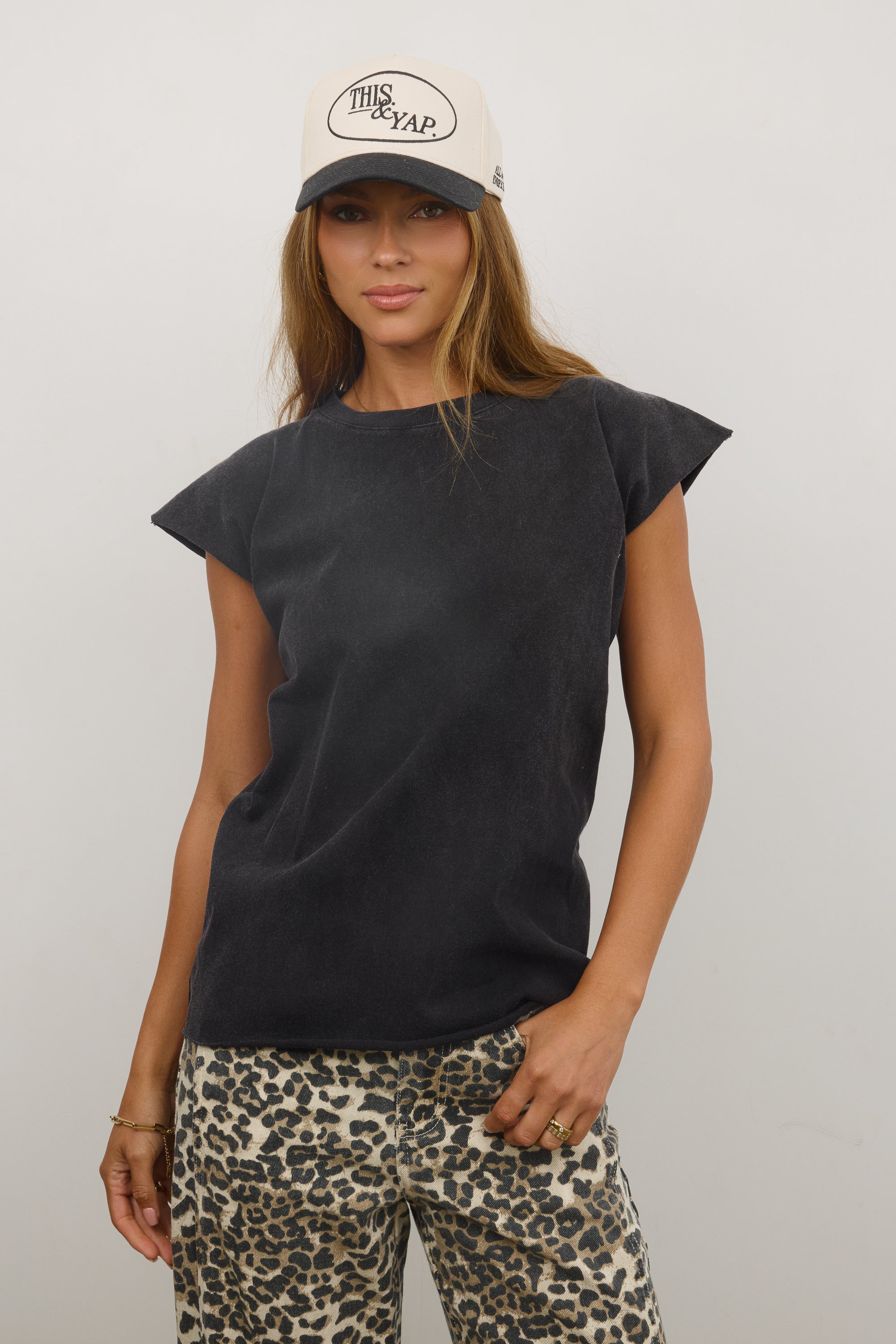 Vinnie Muscle Tee in Black