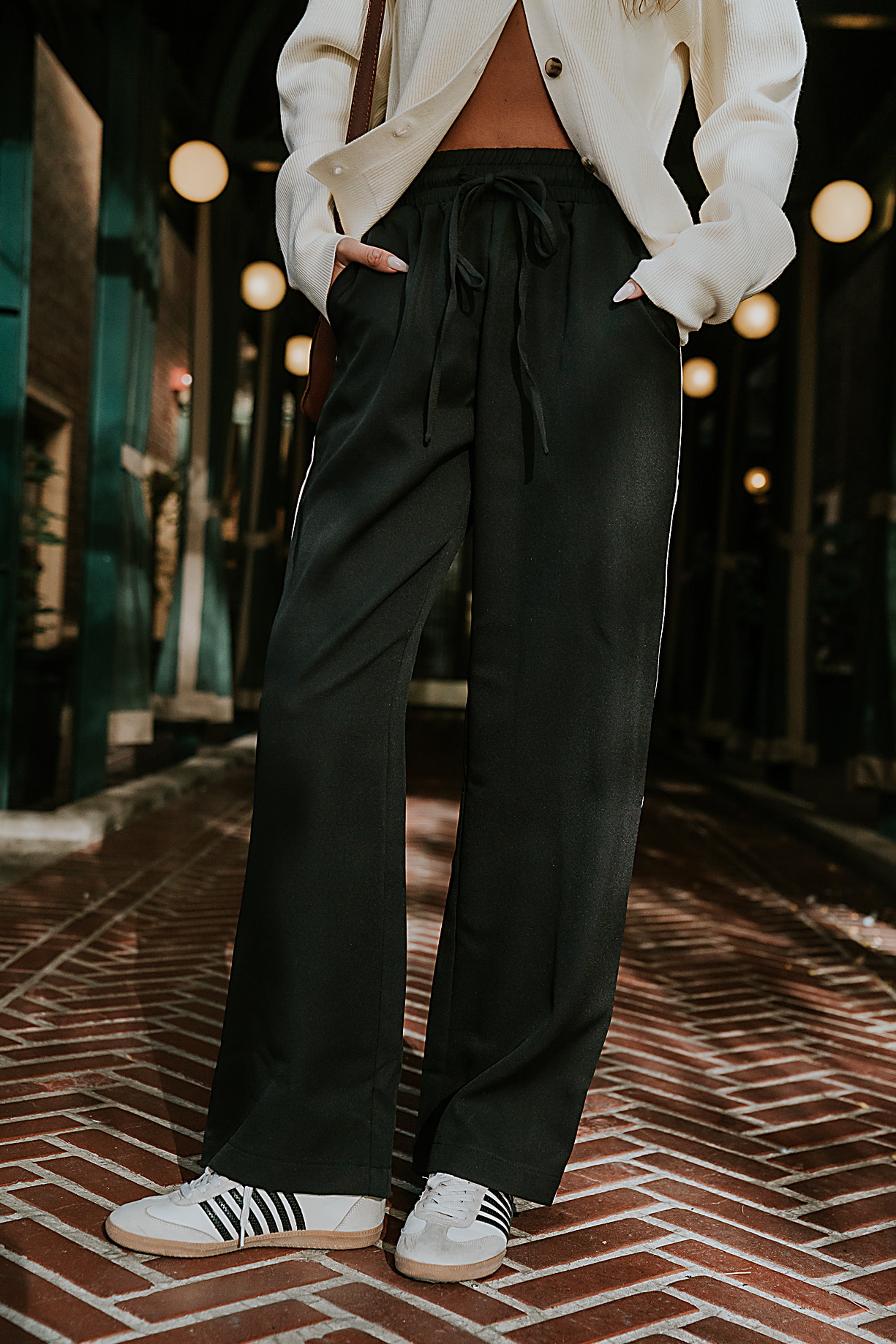 Jazzy Baggy Pants in Black