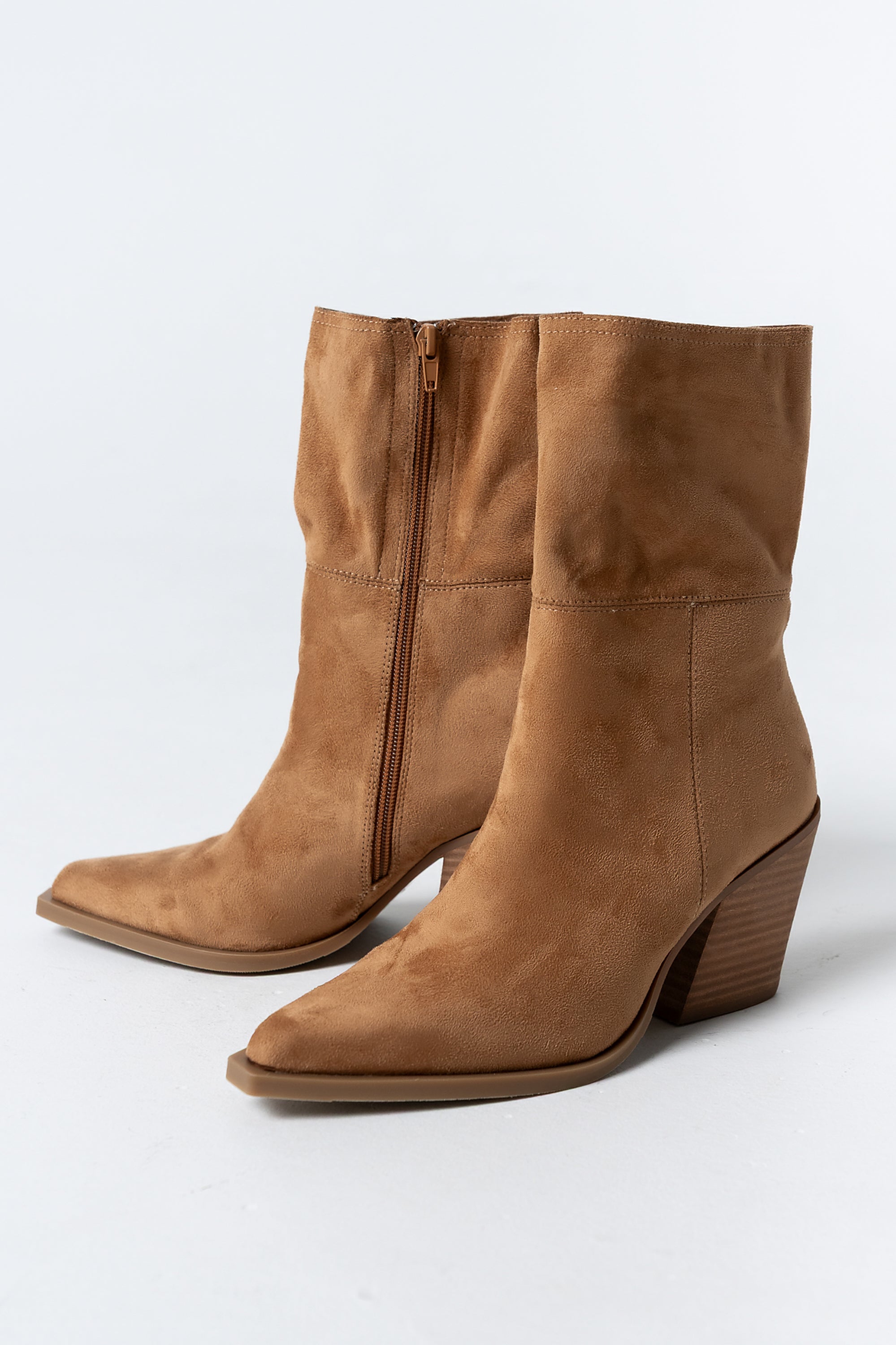 Venice Boots in Camel