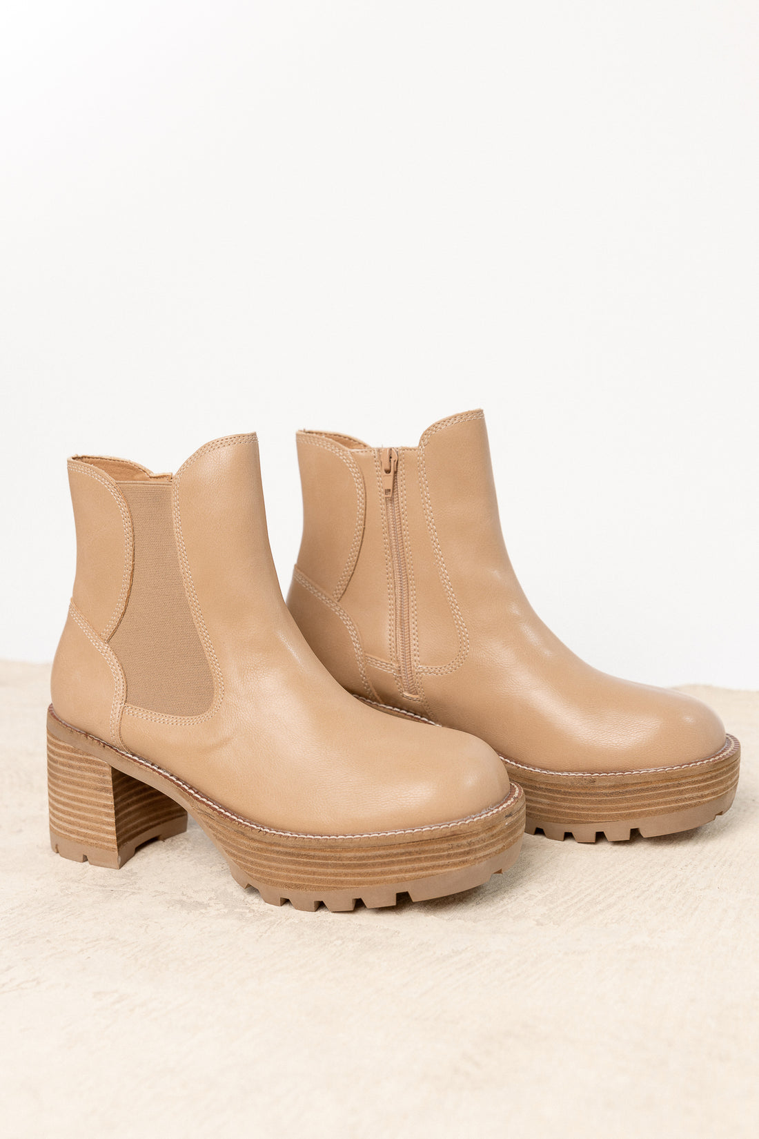 Dorothy Boots in Beige - FINAL SALE | böhme